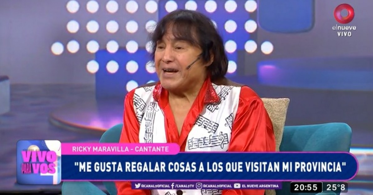 Ricky Maravilla, el cantante popular que no pasa de moda | Canal 9