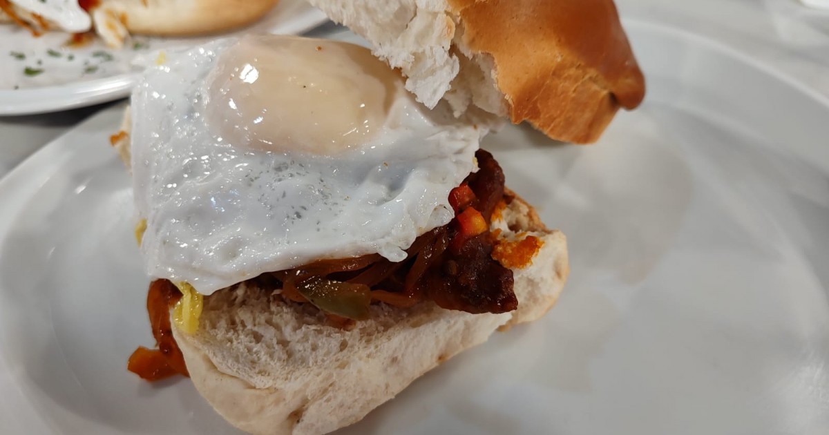 Sandwich de Bondiola a la criolla | Canal 9