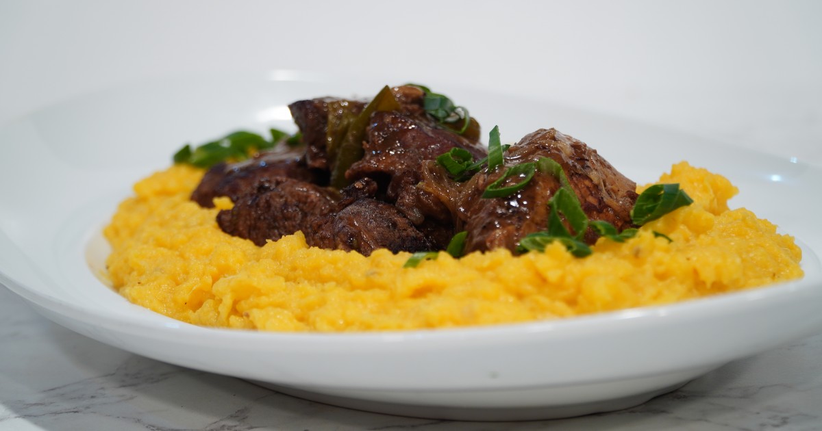 Aprendé a cocinar estofado de carne con puré de batata | Canal 9