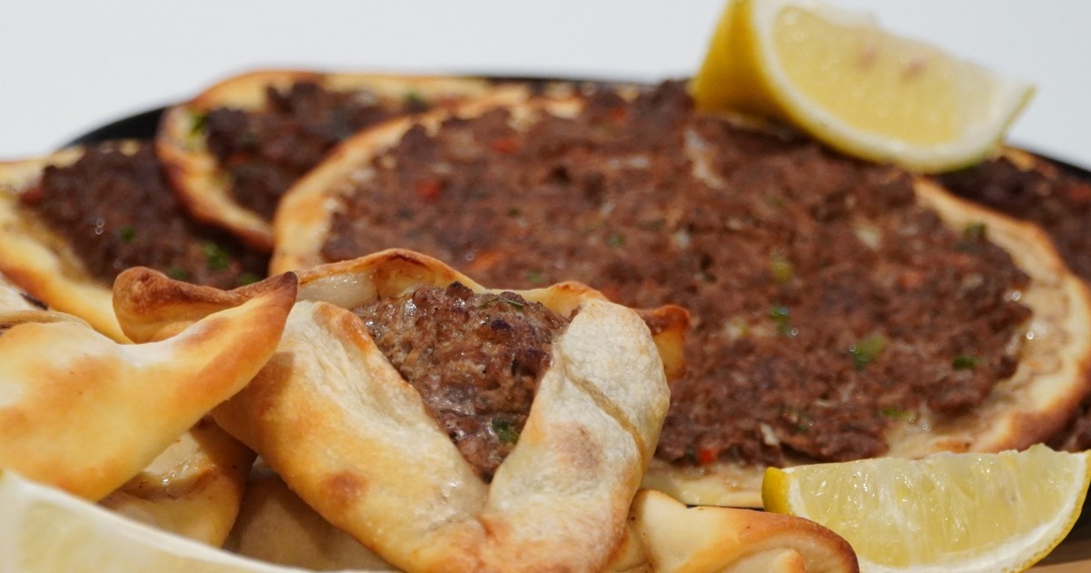 Aprendé a hacer ¡Empanadas árabes | Lehmeyun! | Canal 9