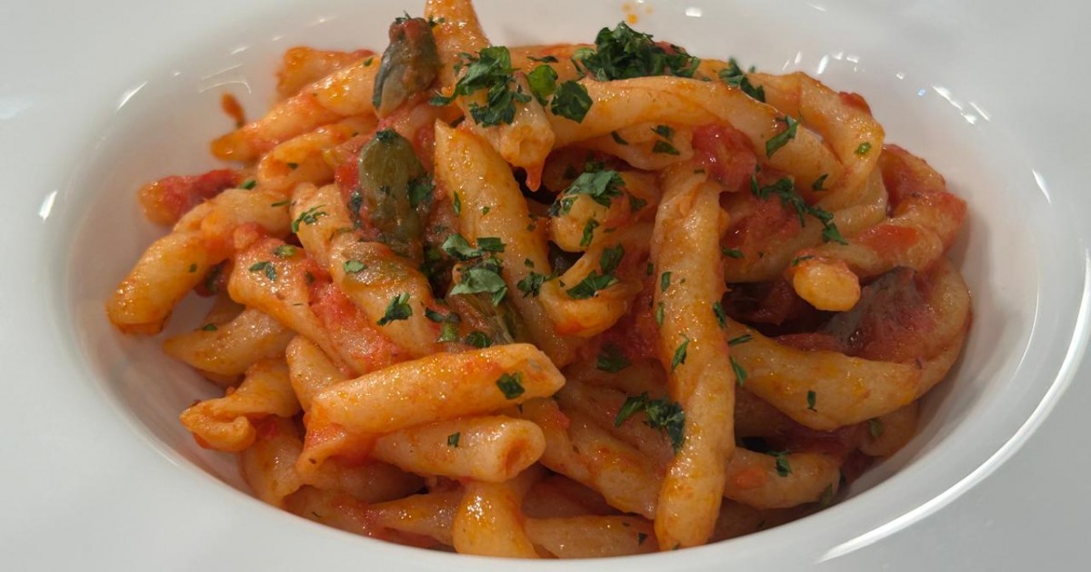 Fusilli al fierrito con salsa putanesca | Canal 9