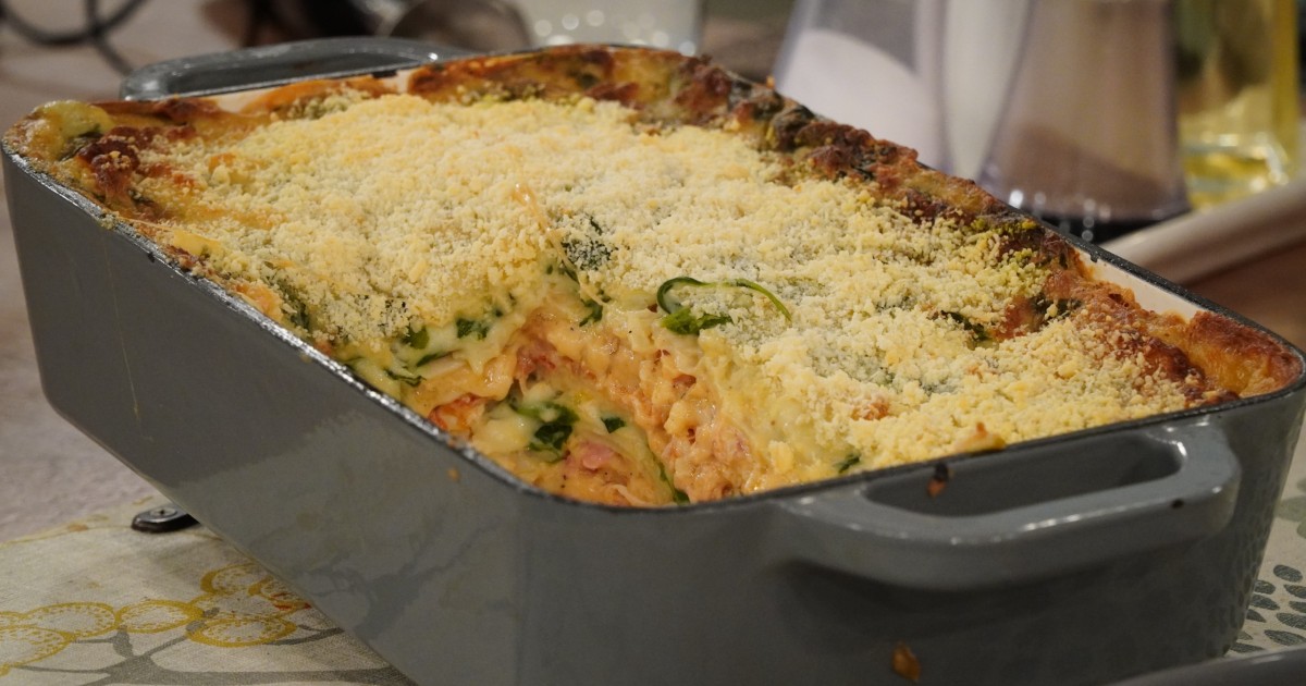 Aprendé a cocinar lasagna de pollo, queso y salsa blanca | Canal 9